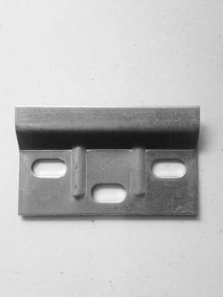 Fixing Bracket | Chain Link Screen | Fly Screen Accessories | Newblinds ...